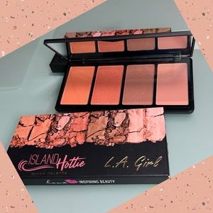 LA Girl | Makeup | Island Hottie Blush Palette By La Girl | Poshmark